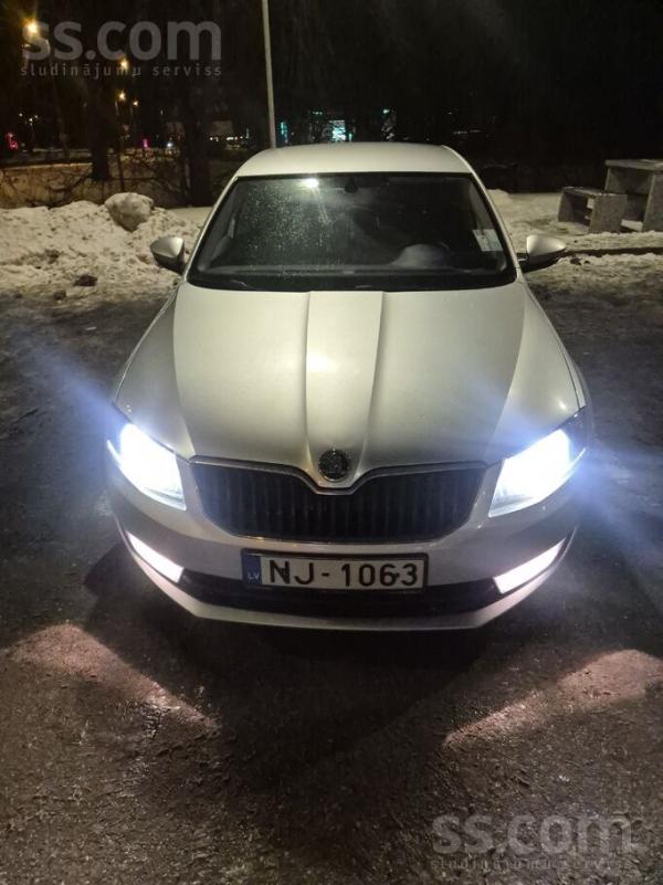Skoda Octavia 2015 Rīga, ar dzinēja tilpumu 2.00 L un nobraukumu 358 tūkst. km par 4500 €, foto 1 vietnē AUTOMOTO.COM.LV