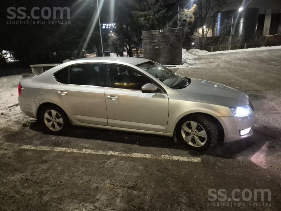 Skoda Octavia 2015 in Riga, with an engine capacity of 2.00 L and mileage of 358 thousand km for 4500 €, photo 4 on AUTOMOTO.COM.LV