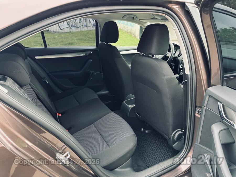 Skoda Octavia 2015 Tallina, ar dzinēja tilpumu 1.20 L un nobraukumu 232 tūkst. km par 4440 €, foto 11 vietnē AUTOMOTO.COM.LV