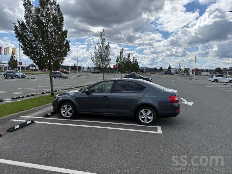 Skoda Octavia 2015 Madona, ar dzinēja tilpumu 1.60 L un nobraukumu 315 tūkst. km par 5600 €, foto 3 vietnē AUTOMOTO.COM.LV