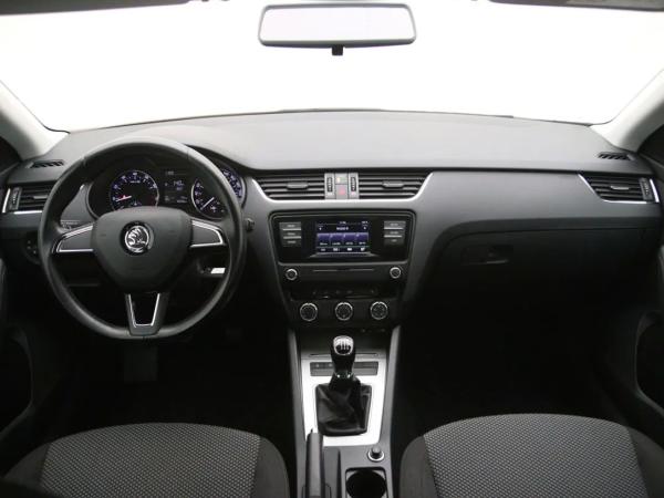 Skoda Octavia 2017 in Vilnius, with an engine capacity of 1.40 L and mileage of 77 thousand km for 11499 €, photo 2 on AUTOMOTO.COM.LV