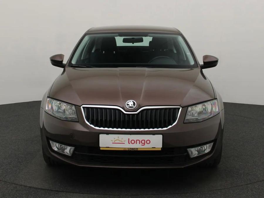 Skoda Octavia 2017 in Vilnius, with an engine capacity of 1.40 L and mileage of 77 thousand km for 11499 €, photo 4 on AUTOMOTO.COM.LV