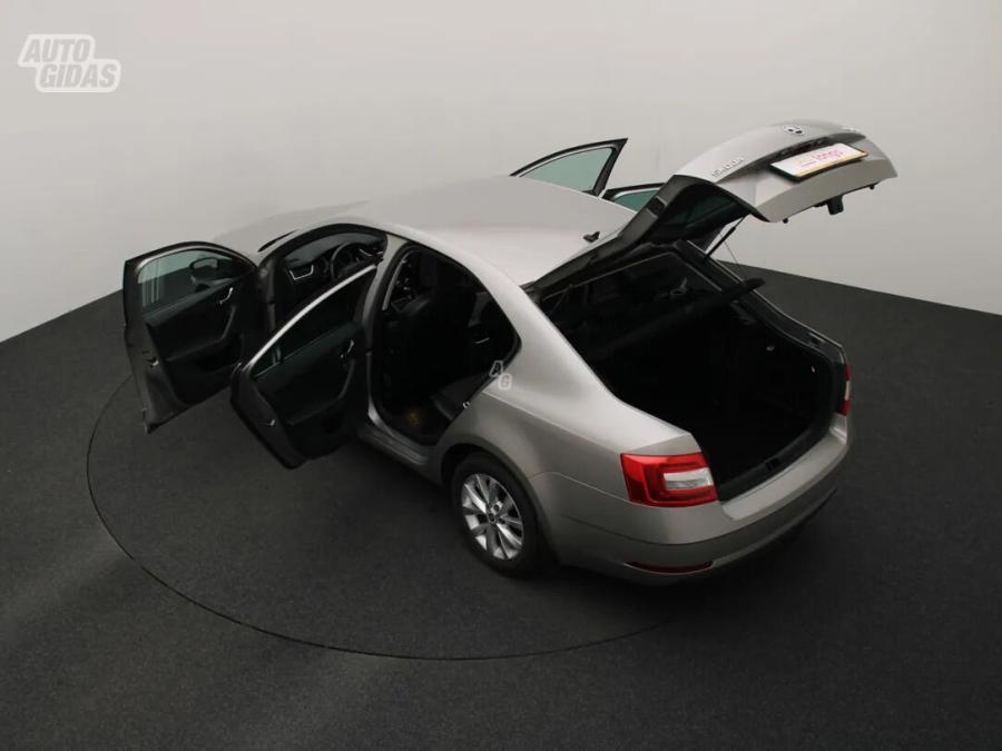 Skoda Octavia 2017 Viļņa, ar dzinēja tilpumu 2.00 L un nobraukumu 203 tūkst. km par 10999 €, foto 14 vietnē AUTOMOTO.COM.LV