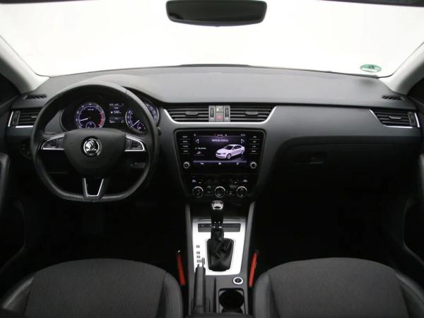Skoda Octavia 2020 in Vilnius, with an engine capacity of 1.50 L and mileage of 169 thousand km for 13699 €, photo 2 on AUTOMOTO.COM.LV