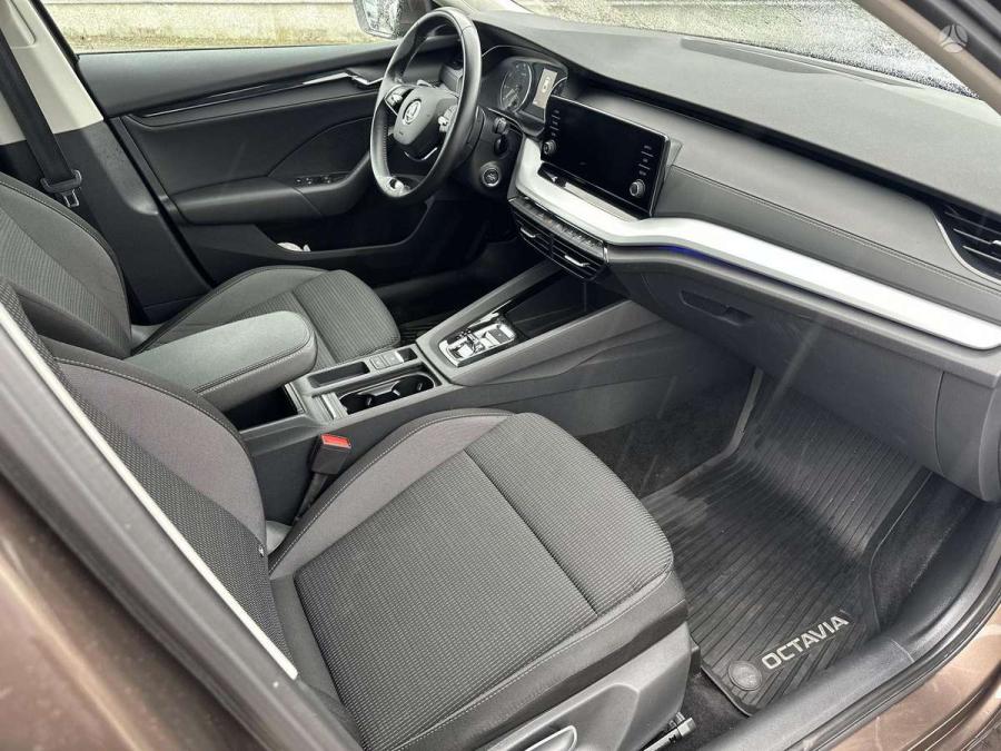 Skoda Octavia 2021 in Klaipeda, with an engine capacity of 1.00 L and mileage of 126 thousand km for 15900 €, photo 26 on AUTOMOTO.COM.LV