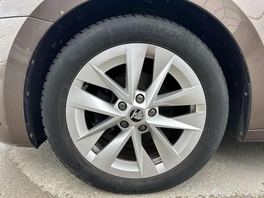 Skoda Octavia 2021 in Klaipeda, with an engine capacity of 1.00 L and mileage of 126 thousand km for 15900 €, photo 27 on AUTOMOTO.COM.LV