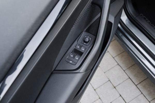 Skoda Octavia 2021 Mārupe, ar dzinēja tilpumu 1.50 L un nobraukumu 44 tūkst. km par 22900 €, foto 8 vietnē AUTOMOTO.COM.LV