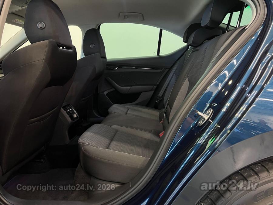 Skoda Octavia 2024 Tallina, ar dzinēja tilpumu 1.00 L un nobraukumu 37 tūkst. km par 18990 €, foto 7 vietnē AUTOMOTO.COM.LV