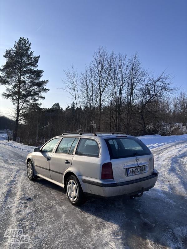 Skoda Octavia 2000 Alīta, ar dzinēja tilpumu 1.90 L un nobraukumu 400 tūkst. km par 700 €, foto 4 vietnē AUTOMOTO.COM.LV