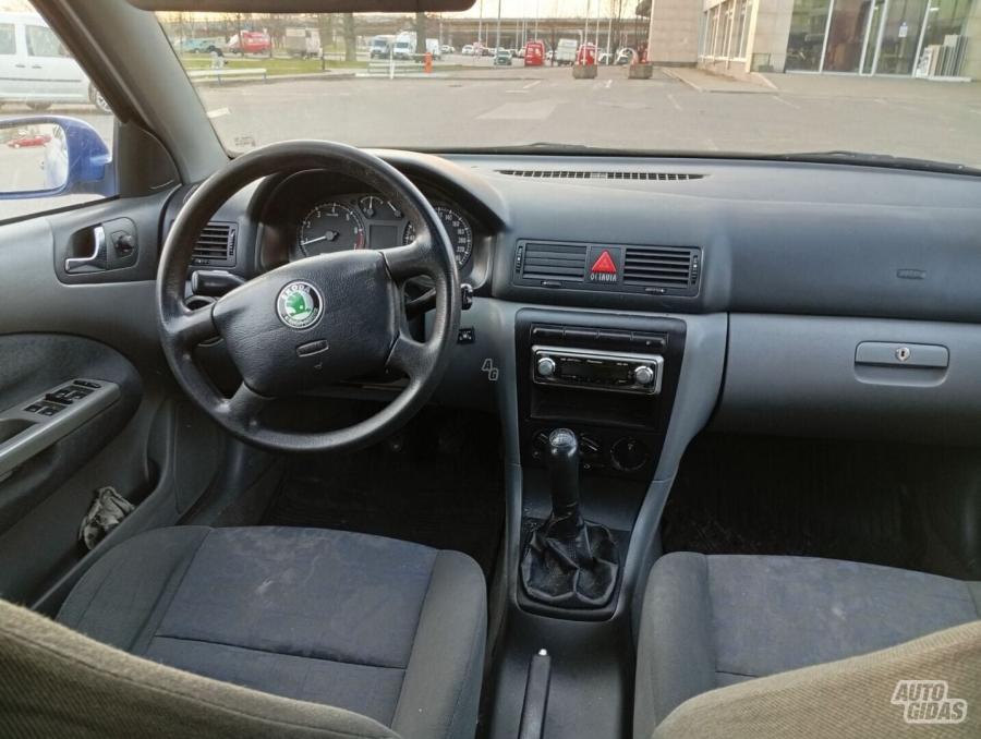 Skoda Octavia 2000 in Klaipeda, with an engine capacity of 1.60 L and mileage of 320 thousand km for 600 €, photo 12 on AUTOMOTO.COM.LV