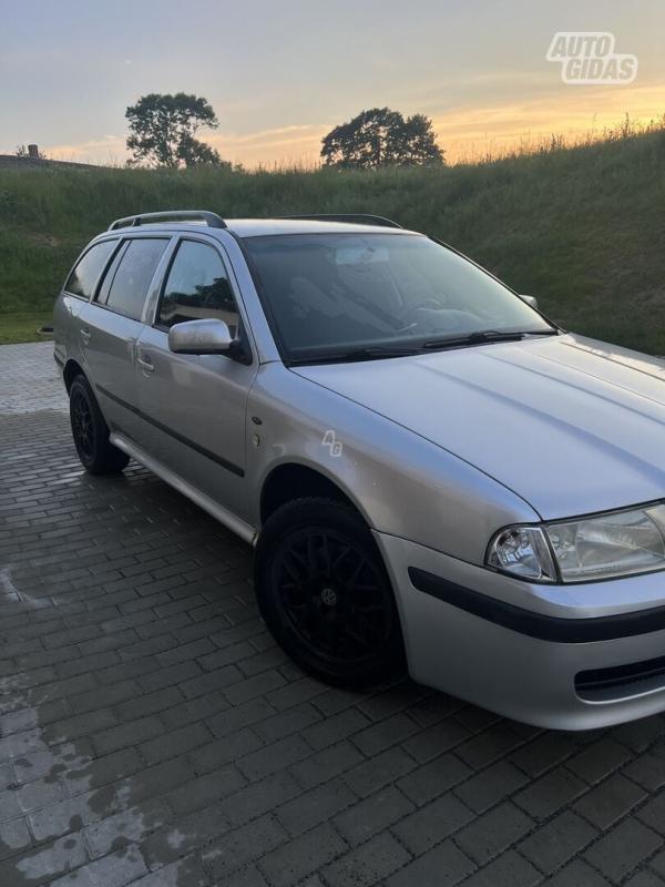 Skoda Octavia 2000 in Vilnius, with an engine capacity of 1.90 L and mileage of 331 thousand km for 1500 €, photo 3 on AUTOMOTO.COM.LV