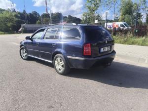 Skoda Octavia 2003 Viļņa, ar dzinēja tilpumu 1.90 L un nobraukumu 331 tūkst. km par 800 €, foto 4 vietnē AUTOMOTO.COM.LV
