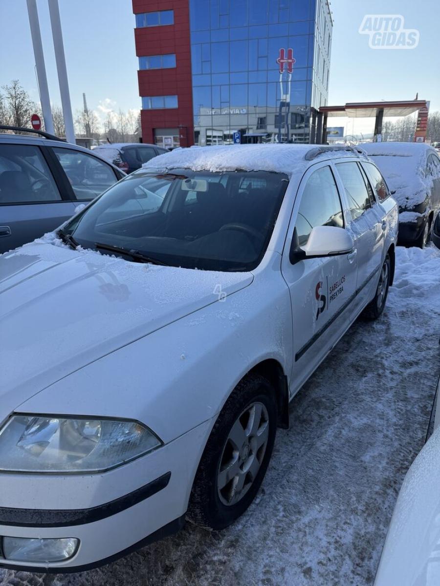 Skoda Octavia 2004 Alīta, ar dzinēja tilpumu 1.60 L un nobraukumu 300 tūkst. km par 850 €, foto 5 vietnē AUTOMOTO.COM.LV