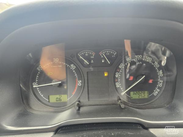 Skoda Octavia 2004 in Kaunas, with an engine capacity of 1.90 L and mileage of 320 thousand km for 1400 €, photo 8 on AUTOMOTO.COM.LV