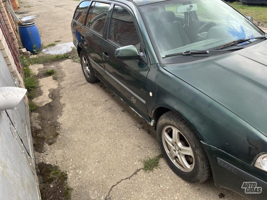 Skoda Octavia 2004 in Panevezys, with an engine capacity of 1.90 L and mileage of 293 thousand km for 450 €, photo 4 on AUTOMOTO.COM.LV
