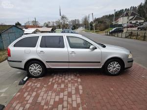 Skoda Octavia 2005 in Prienai, with an engine capacity of 1.90 L and mileage of 282 thousand km for 1000 €, photo 5 on AUTOMOTO.COM.LV