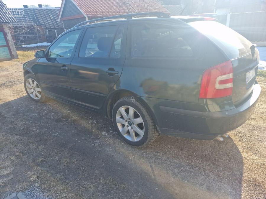 Skoda Octavia 2005 in Anyksciai, with an engine capacity of 2.00 L and mileage of 389 thousand km for 1350 €, photo 3 on AUTOMOTO.COM.LV