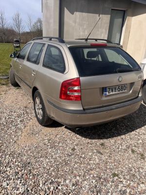 Skoda Octavia 2005 Klaipėda, ar dzinēja tilpumu 1.60 L un nobraukumu 225 tūkst. km par 1000 €, foto 4 vietnē AUTOMOTO.COM.LV