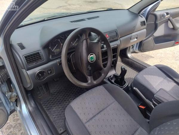 Skoda Octavia 2005 Utena, ar dzinēja tilpumu 1.90 L un nobraukumu 258 tūkst. km par 2600 €, foto 9 vietnē AUTOMOTO.COM.LV
