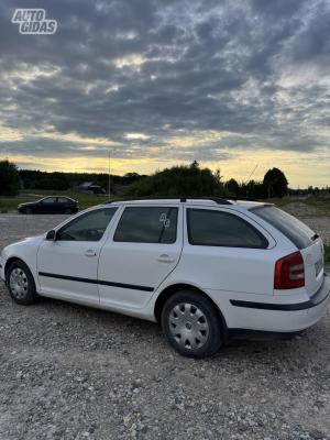 Skoda Octavia 2005 Viļņa, ar dzinēja tilpumu 2.00 L un nobraukumu 408 tūkst. km par 1600 €, foto 4 vietnē AUTOMOTO.COM.LV