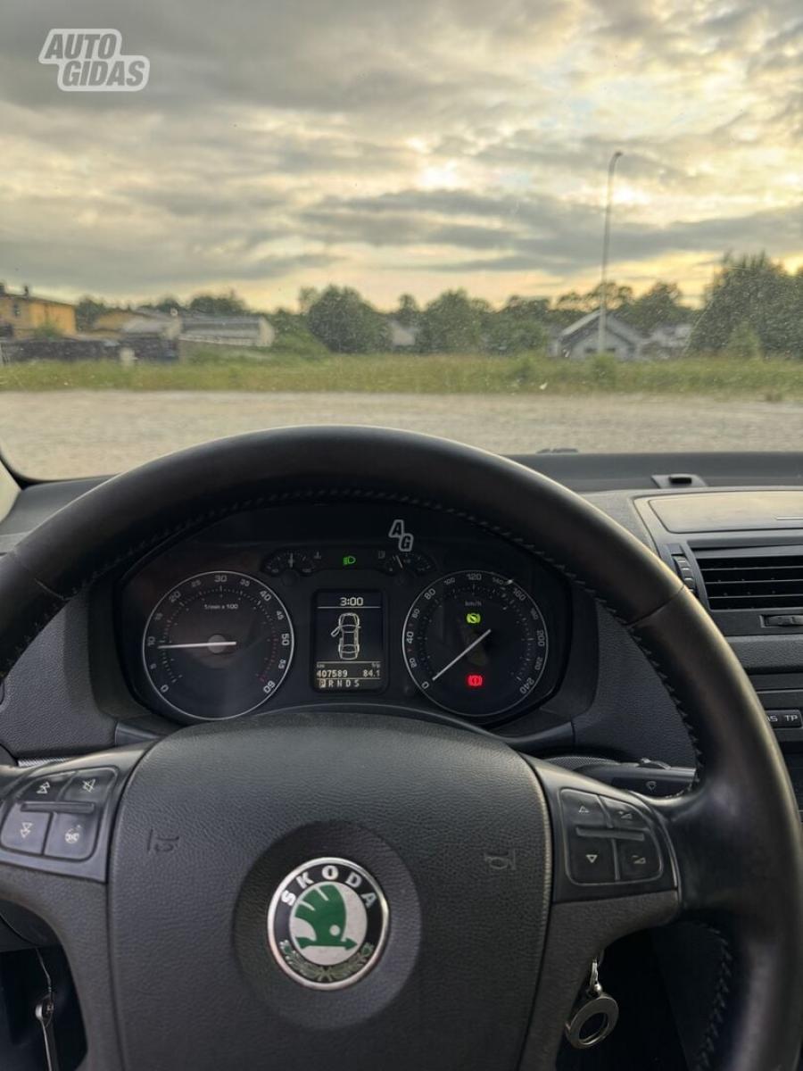 Skoda Octavia 2005 Viļņa, ar dzinēja tilpumu 2.00 L un nobraukumu 408 tūkst. km par 1600 €, foto 12 vietnē AUTOMOTO.COM.LV