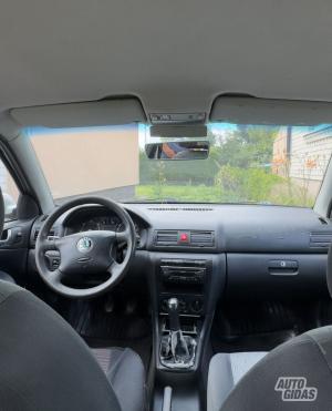 Skoda Octavia 2005 in Vilnius, with an engine capacity of 1.90 L and mileage of 275 thousand km for 2500 €, photo 7 on AUTOMOTO.COM.LV