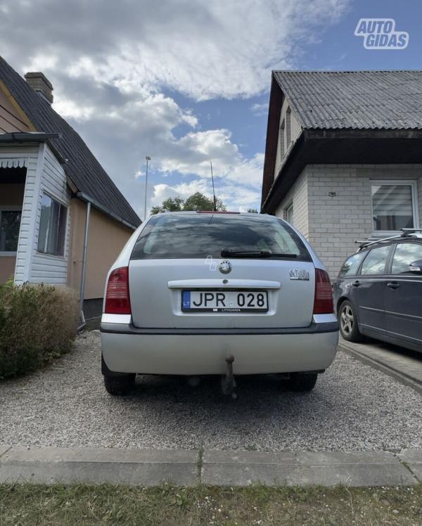 Skoda Octavia 2005 in Vilnius, with an engine capacity of 1.90 L and mileage of 275 thousand km for 2250 €, photo 3 on AUTOMOTO.COM.LV