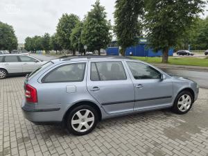 Skoda Octavia 2005 Klaipėda, ar dzinēja tilpumu 2.00 L un nobraukumu 313 tūkst. km par 1250 €, foto 5 vietnē AUTOMOTO.COM.LV