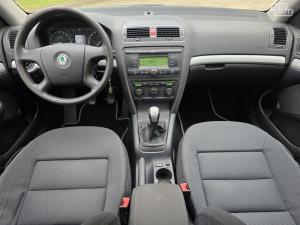 Skoda Octavia 2005 Viļņa, ar dzinēja tilpumu 1.90 L un nobraukumu 276 tūkst. km par 1700 €, foto 13 vietnē AUTOMOTO.COM.LV