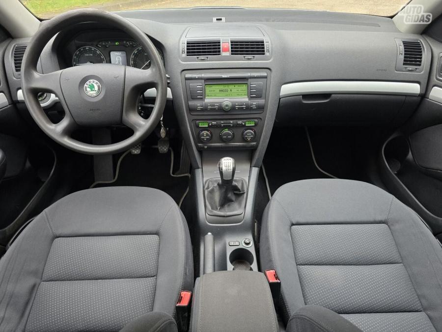 Skoda Octavia 2005 Viļņa, ar dzinēja tilpumu 1.90 L un nobraukumu 276 tūkst. km par 1700 €, foto 13 vietnē AUTOMOTO.COM.LV