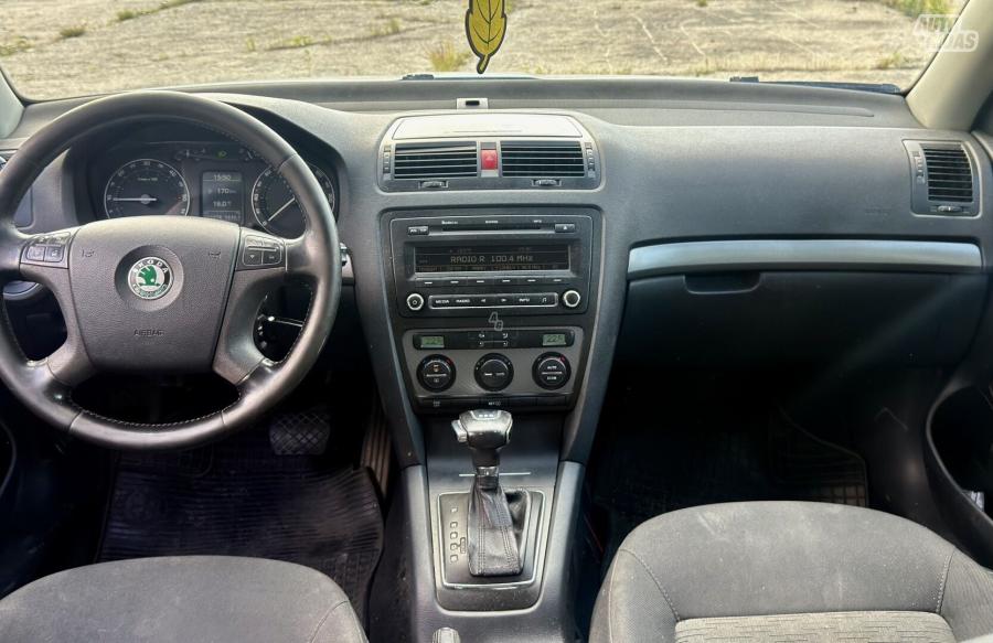 Skoda Octavia 2005 Kauņa, ar dzinēja tilpumu 2.00 L un nobraukumu 415 tūkst. km par 950 €, foto 6 vietnē AUTOMOTO.COM.LV