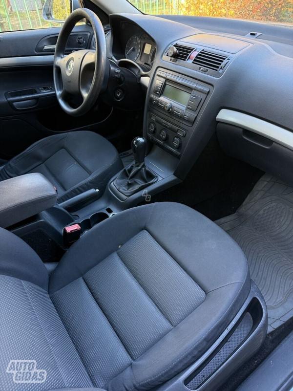 Skoda Octavia 2005 in Vilnius, with an engine capacity of 1.90 L and mileage of 280 thousand km for 1500 €, photo 6 on AUTOMOTO.COM.LV