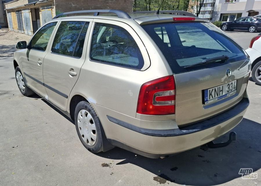 Шкода Октавия 2006 в Укмерге, объемом двигателя 1.60 л и пробегом 331 тыс. км за 1200 €, фото 8 на AUTOMOTO.COM.LV