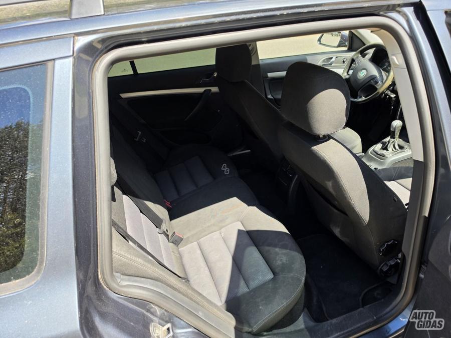Skoda Octavia 2006 Varėna, ar dzinēja tilpumu 1.90 L un nobraukumu 435 tūkst. km par 850 €, foto 11 vietnē AUTOMOTO.COM.LV