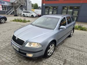 Skoda Octavia 2006 in Klaipeda, with an engine capacity of 2.00 L and mileage of 296 thousand km for 1450 €, photo 4 on AUTOMOTO.COM.LV