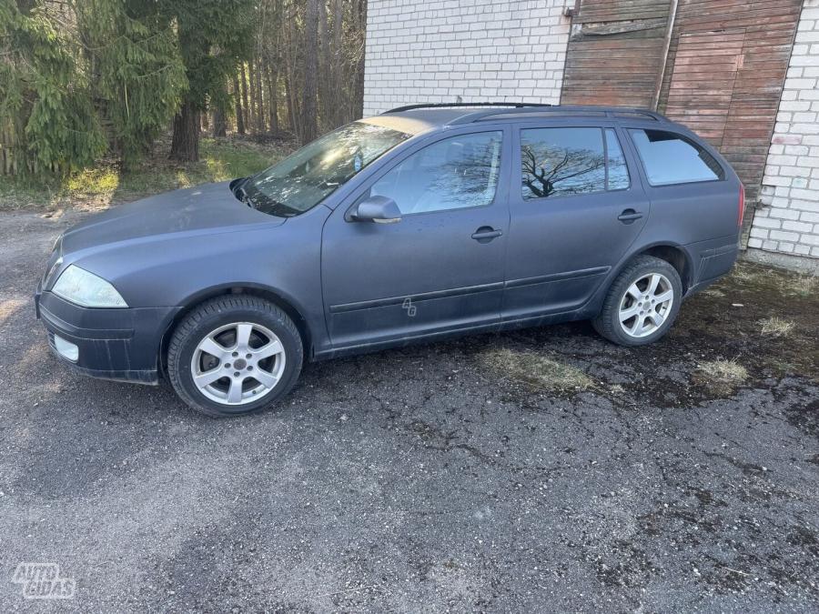 Skoda Octavia 2006 in Vilnius, with an engine capacity of 1.90 L and mileage of 41 thousand km for 2200 €, photo 6 on AUTOMOTO.COM.LV