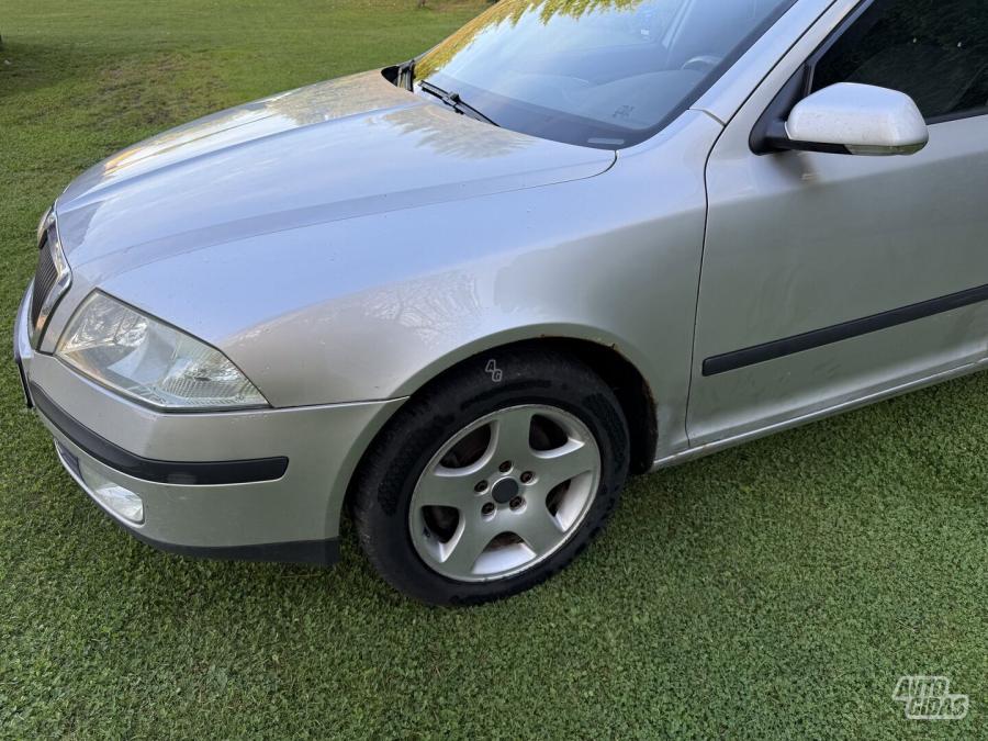 Skoda Octavia 2006 in Utena, with an engine capacity of 2.00 L and mileage of 350 thousand km for 1250 €, photo 3 on AUTOMOTO.COM.LV
