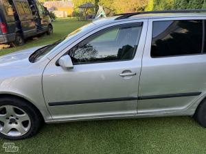 Skoda Octavia 2006 in Utena, with an engine capacity of 2.00 L and mileage of 350 thousand km for 1250 €, photo 4 on AUTOMOTO.COM.LV
