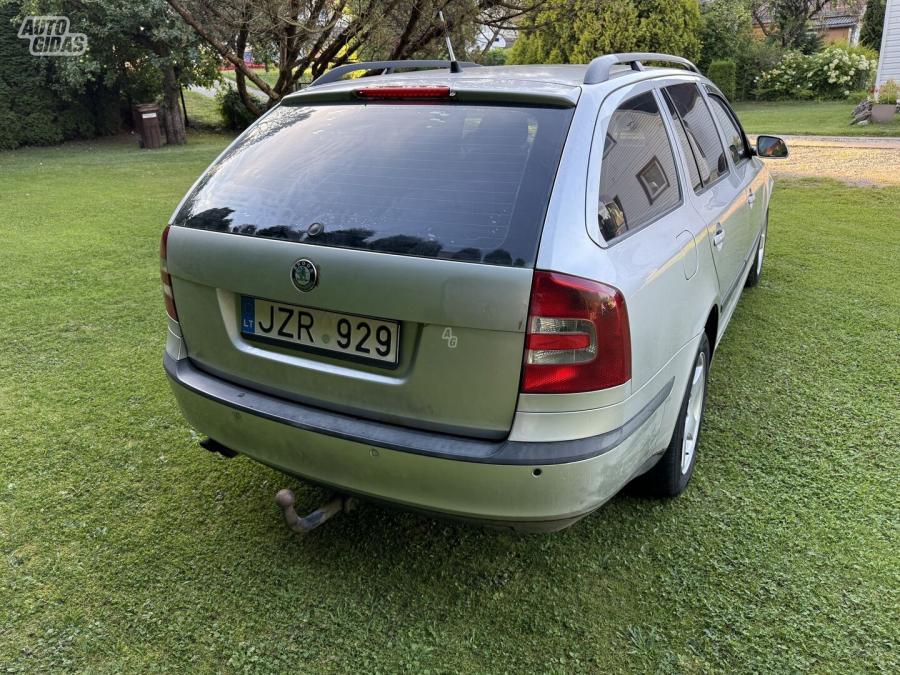 Skoda Octavia 2006 in Utena, with an engine capacity of 2.00 L and mileage of 350 thousand km for 1250 €, photo 6 on AUTOMOTO.COM.LV
