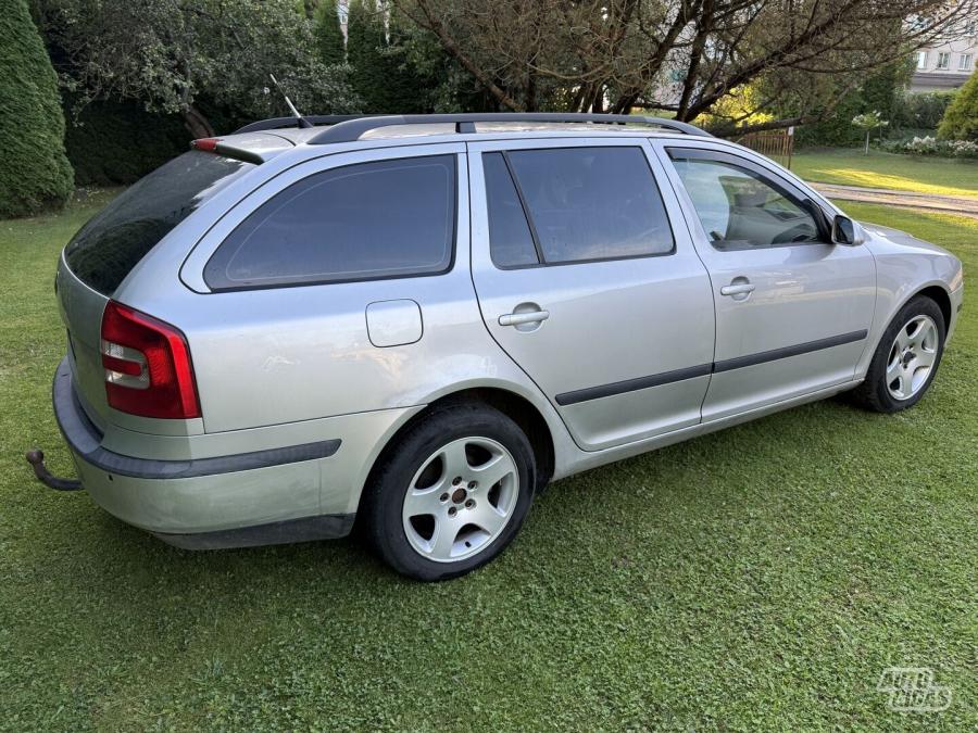 Skoda Octavia 2006 in Utena, with an engine capacity of 2.00 L and mileage of 350 thousand km for 1250 €, photo 7 on AUTOMOTO.COM.LV