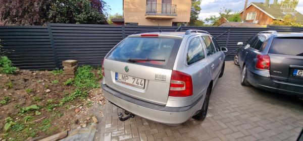 Skoda Octavia 2006 Viļņa, ar dzinēja tilpumu 2.00 L un nobraukumu 286 tūkst. km par 800 €, foto 3 vietnē AUTOMOTO.COM.LV