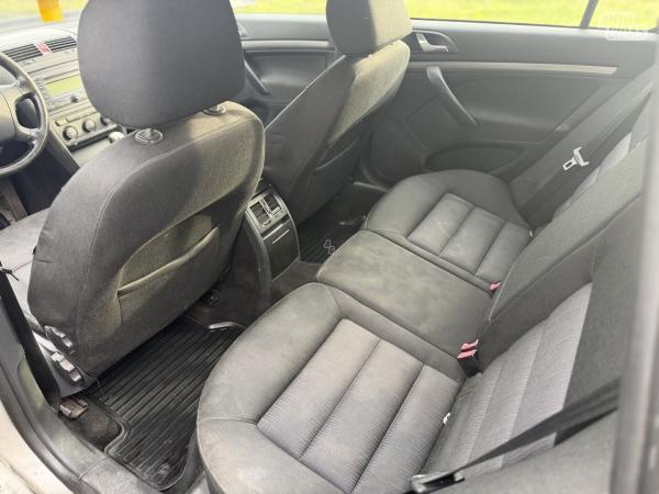 Skoda Octavia 2006 in Klaipeda, with an engine capacity of 1.90 L and mileage of 311 thousand km for 890 €, photo 9 on AUTOMOTO.COM.LV