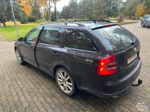 Skoda Octavia 2007 in Kaunas, with an engine capacity of 2.00 L and mileage of 398 thousand km for 1400 €, photo  on AUTOMOTO.COM.LV