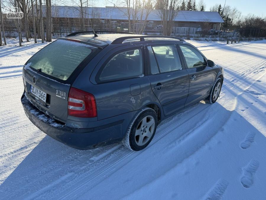 Skoda Octavia 2007 Šauļi, ar dzinēja tilpumu 2.00 L un nobraukumu 360 tūkst. km par 1400 €, foto 3 vietnē AUTOMOTO.COM.LV