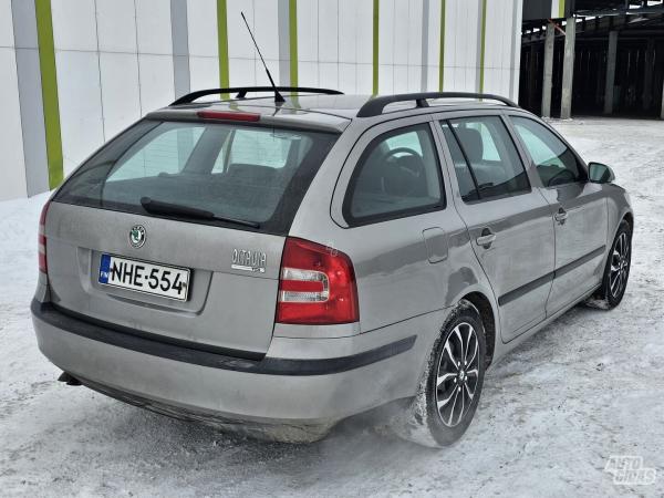 Skoda Octavia 2007 in Ariogala, with an engine capacity of 2.00 L and mileage of 264 thousand km for 2750 €, photo 3 on AUTOMOTO.COM.LV