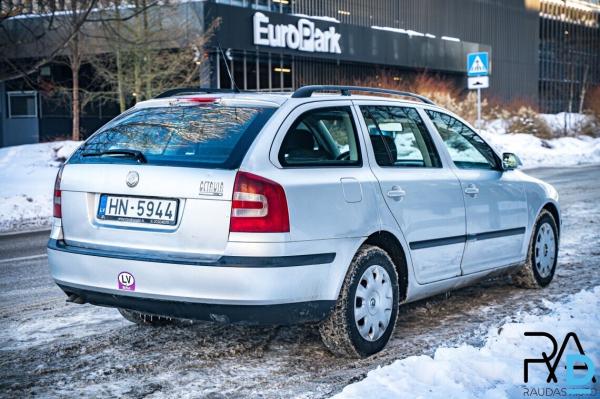 Skoda Octavia 2007 in Riga, with an engine capacity of 1.90 L and mileage of 294 thousand km for 1190 €, photo 3 on AUTOMOTO.COM.LV