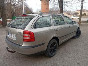 Skoda Octavia 2007 in Vilnius, with an engine capacity of 2.00 L and mileage of 279 thousand km for 1950 €, photo 5 on AUTOMOTO.COM.LV