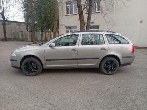 Skoda Octavia 2007 in Vilnius, with an engine capacity of 2.00 L and mileage of 279 thousand km for 1950 €, photo 7 on AUTOMOTO.COM.LV