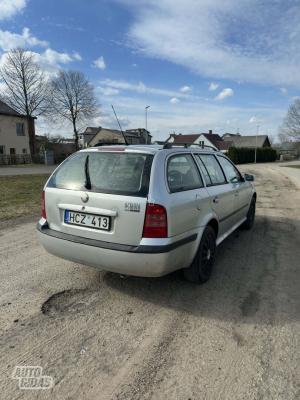 Skoda Octavia 2007 in Trakai, with an engine capacity of 1.90 L and mileage of 302 thousand km for 350 €, photo 4 on AUTOMOTO.COM.LV