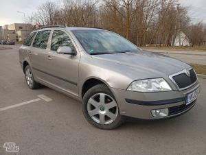 Skoda Octavia 2007 in Vilnius, with an engine capacity of 2.00 L and mileage of 278 thousand km for 1950 €, photo 4 on AUTOMOTO.COM.LV